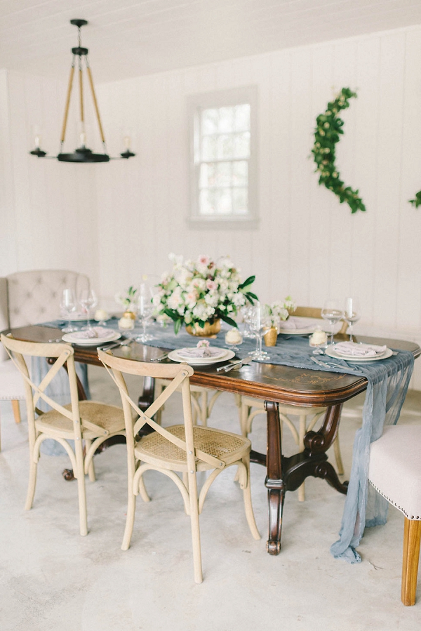 Elegant Floral Wedding Inspiration From Elizabeth Fogarty Photography ...